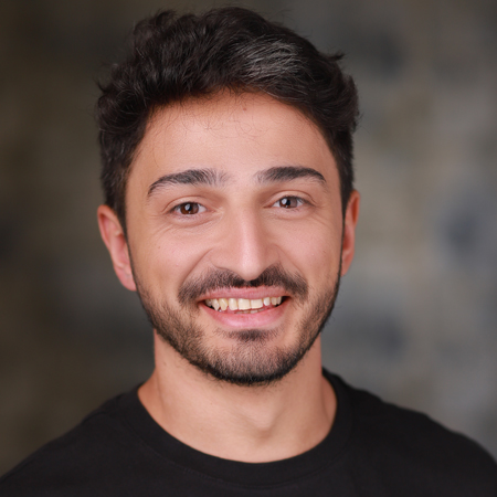 British Presenter and Voice Actor Andrew | GB Presenters